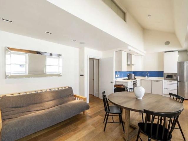 Albemarle Street, Mayfair, W1S