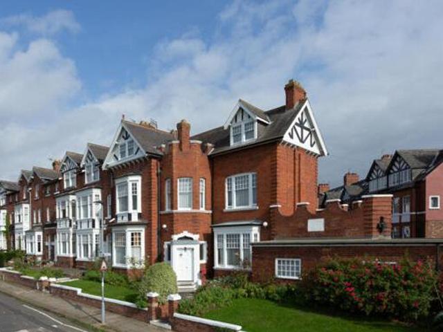 Albemarle Road, York, 7 Bedroom End