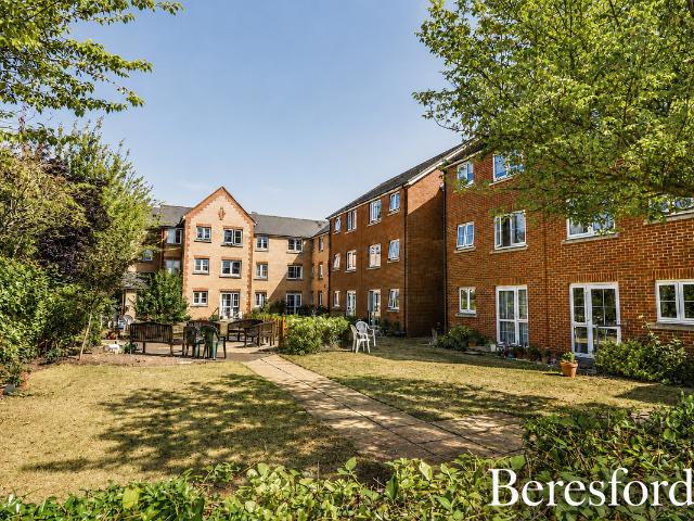Albert Court, Railway Street CM7, 1 bed flat to rent, £975 pcm | PrimeLocation