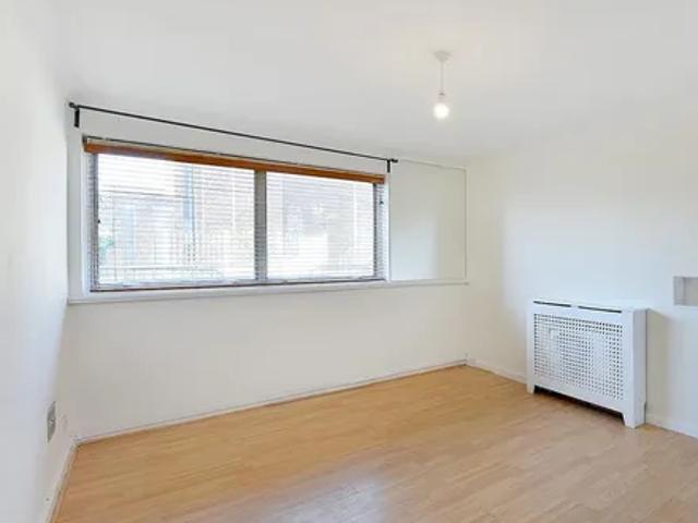 Albert Bridge Road, London, SW11 4QE, United Kingdom | 3 bed house for rent #167231476 | Rentberry