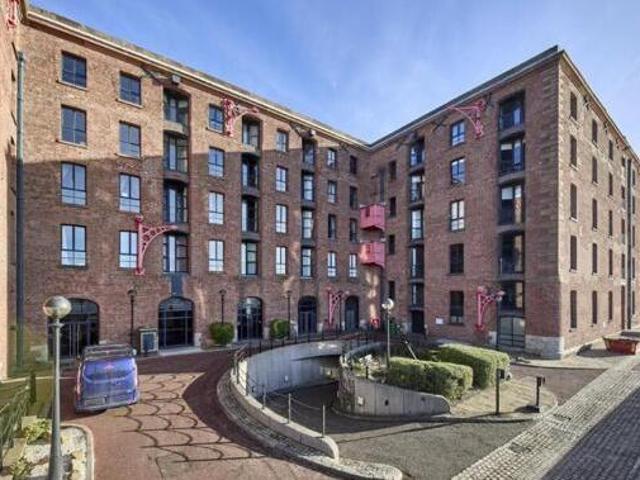 Albert Dock, City Centre, 3 Bedroom Apartment