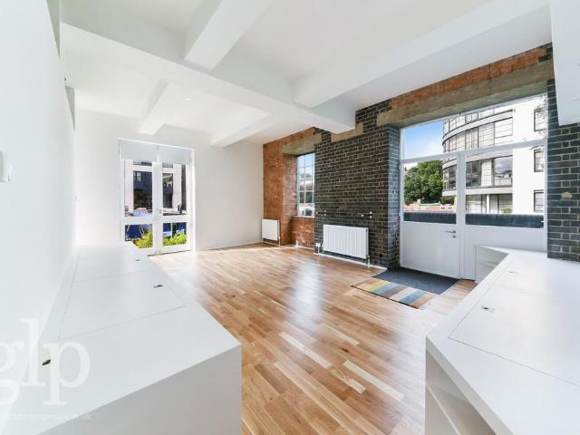Albert Dock, King Cross, N1 2 bed apartment to rent £3,402 pcm £785 pw