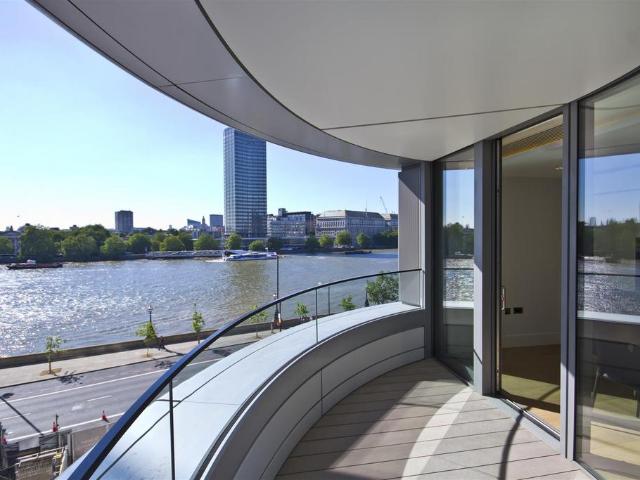Albert Embankment, The Corniche, London 1 bed apartment to rent £3,500 pcm £808 pw