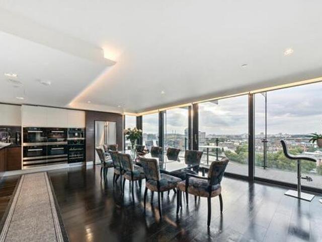 Albert Embankment, London, 3 Bedroom Apartment