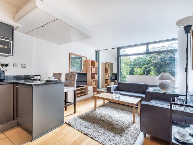 Albert Embankment, London SE1, 1 bed flat to rent, £2,708 pcm | PrimeLocation