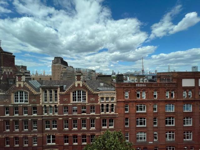 Albert Embankment, London SE1 2 bed apartment to rent £3,000 pcm £692 pw