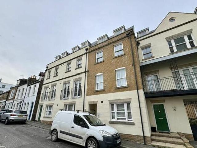 Albert Mews, Albert Street, 1 Bedroom Flat