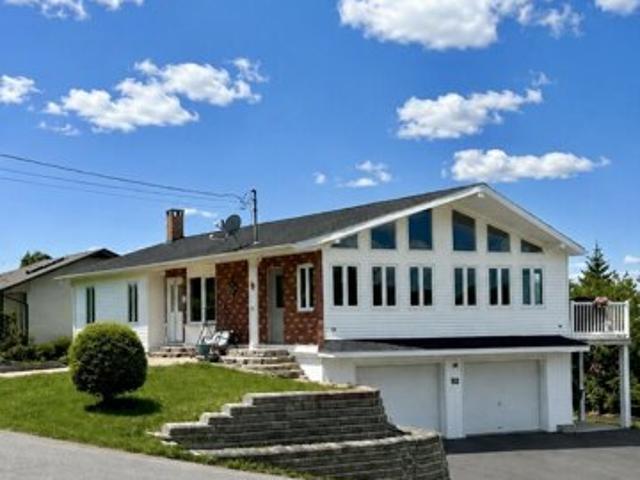 Albert St, Madawaska, Home For Sale