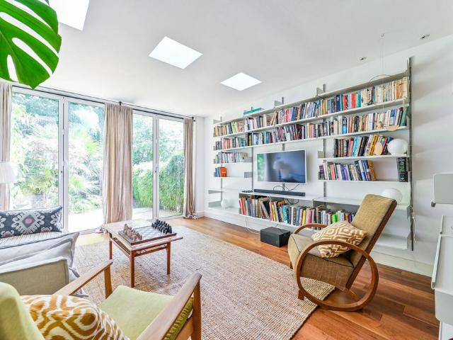 Albert Street, Camden, London, NW1 4 bed house to rent £11,917 pcm £2,750 pw