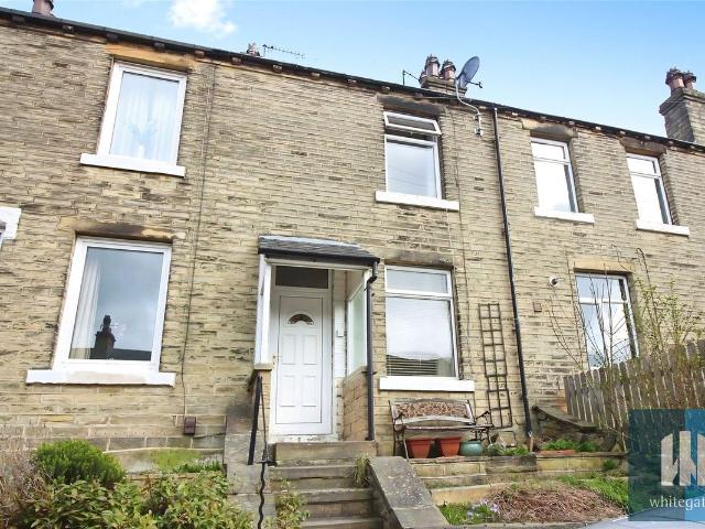 Albert Street, Clifton Common, West Yorkshire HD6, 2 bed terraced house to rent, £750 pcm | PrimeLocation