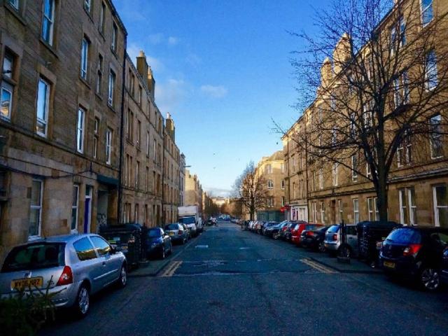 Albert Street, Leith, Edinburgh EH7, 1 bed flat to rent, £1,045 pcm | PrimeLocation