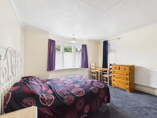 Albert Street, Slough, Berkshire SL1, Room to rent, £750 pcm | PrimeLocation