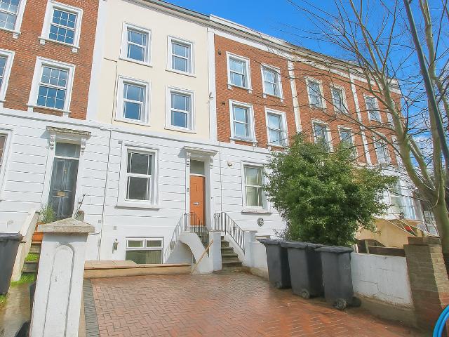 Albert Park, Bristol BS6, 1 bed flat to rent, £1,200 pcm | PrimeLocation
