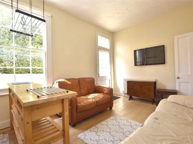 Albert Place, Cheltenham, Gloucestershire, GL52