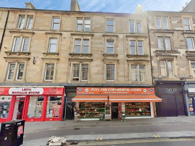 Albert Place, Leith, Edinburgh, EH7 2 bed flat to rent £1,450 pcm £335 pw