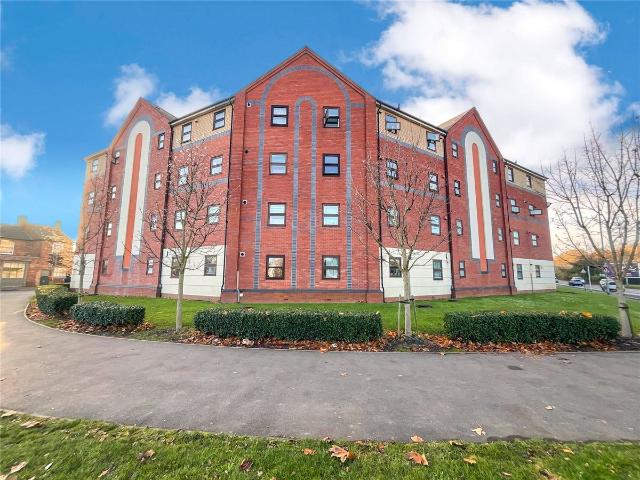 Albert Road, Tamworth, Staffordshire B79, 2 bed flat to rent, £975 pcm | PrimeLocation