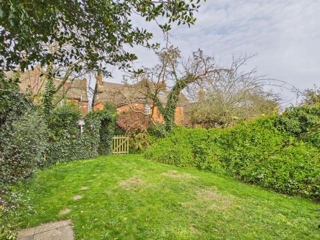 Albert Road, Ashford Kent TN24, 6 bed semi detached house to rent, £2,600 pcm | PrimeLocation