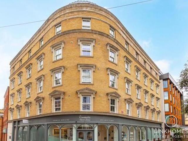 Albert Road, Bournemouth, Studio Flat For