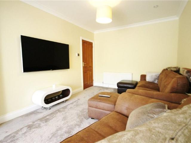 Albert Road, Englefield Green, Egham, Surrey, TW20 0RQ