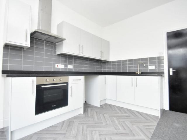 Albert Road GOLD SUB, Southsea PO5 2 bed flat to rent £1,075 pcm £248 pw