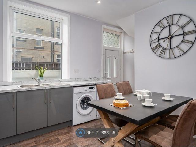 Albert Road, Halifax HX6, Room to rent, £480 pcm | PrimeLocation