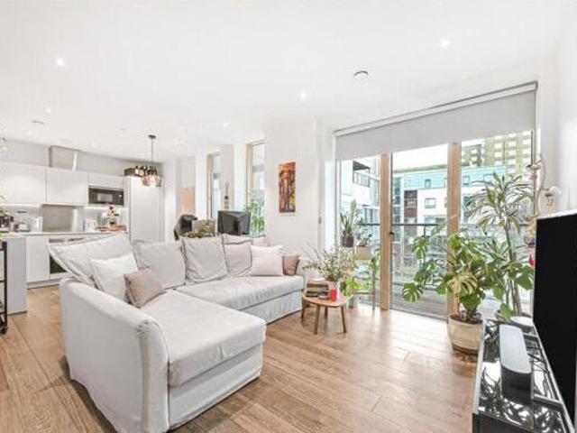Albert Road, London, 1 Bedroom Apartment