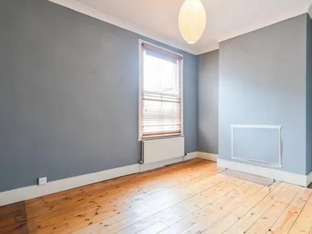 Albert Road, London, N22 7AG, United Kingdom | 3 bed apartment for rent #140657099 | Rentberry