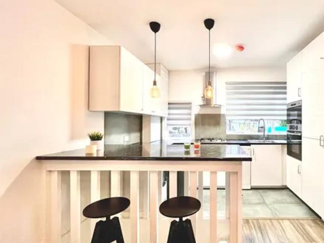 Albert Road, London, NW4 2SG, United Kingdom | 2 bed apartment for rent #125027269 | Rentberry