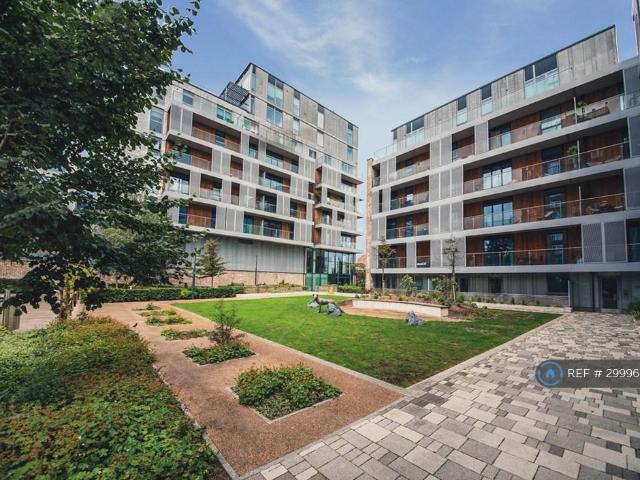 Albert Road, London, NW6 1 bed in a flat share to rent £1,750 pcm £404 pw