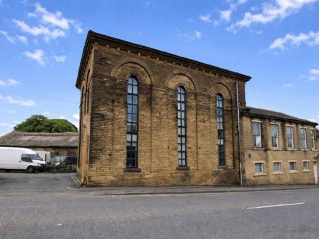 Albert Road, Queensbury, 7 Bedroom Apartment