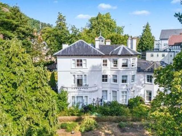 Albert Road South, Malvern, 2 Bedroom Apartment
