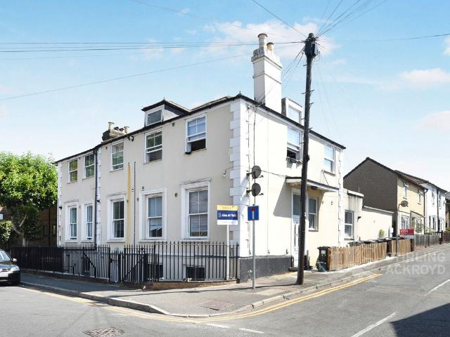 Albert Road, St. Mary Cray, Orpington BR5, 2 bed flat to rent, £1,600 pcm | PrimeLocation