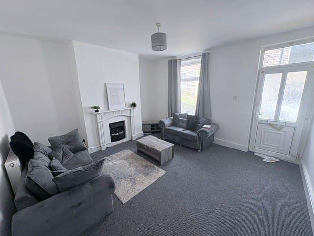 Albert Terrace, Bacup OL13, 2 bed terraced house to rent, £695 pcm | PrimeLocation