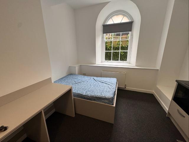 Albert Terrace Road, Sheffield S6, Studio to rent, £600 pcm | PrimeLocation