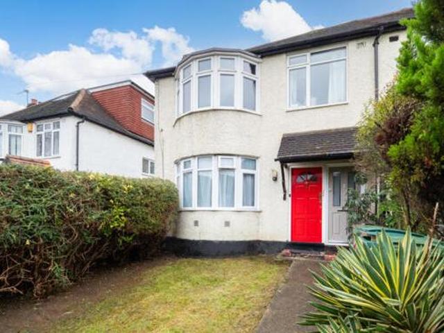 Alberta Avenue, Cheam, 2 Bedroom Maisonette