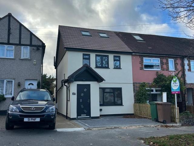 Alberta Avenue, Cheam SM1 4 bed end of terrace house to rent £2,799 pcm £646 pw