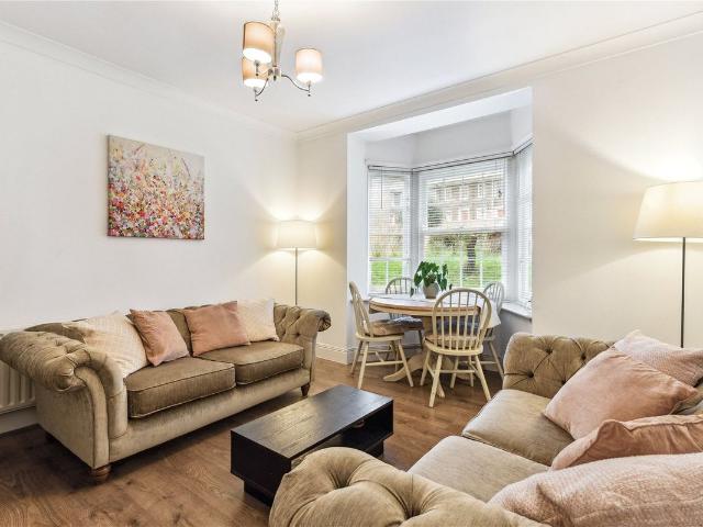Albion Avenue, London SW8, 2 bed flat to rent, £2,700 pcm | PrimeLocation