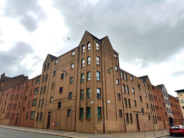 Albion Gate, Glasgow G1, 2 bed flat to rent, £1,200 pcm | PrimeLocation