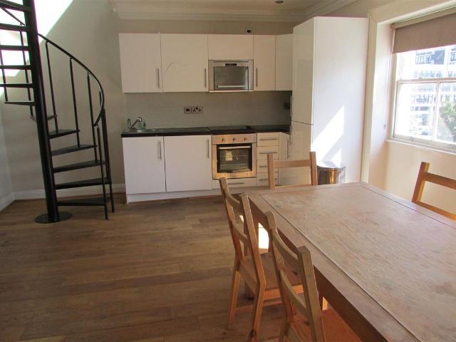 Albion Street, Hull HU1, 2 bed property to rent, £725 pcm | PrimeLocation