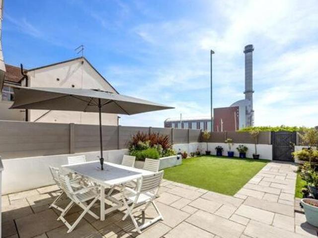 Albion Street, Southwick, 4 Bedroom Semi detached