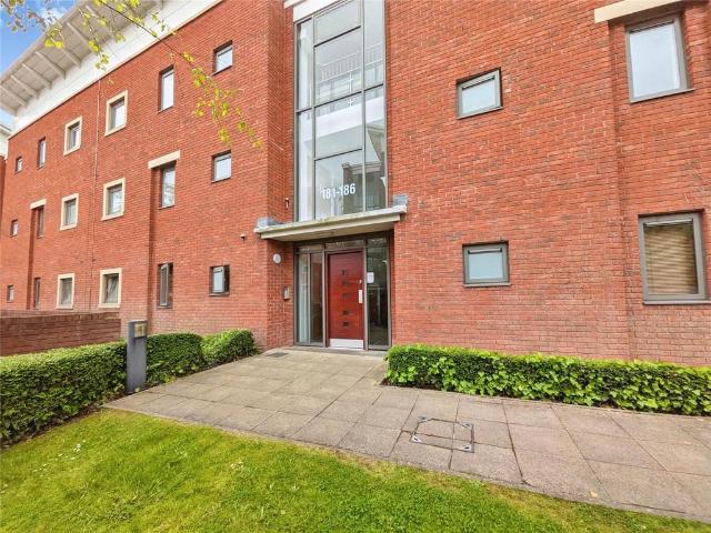 Albion Street, Wolverhampton, West. 2 bed apartment to rent £1,000 pcm £231 pw