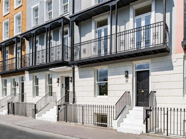 Albion Place, Ramsgate 1 bed flat to rent £1,150 pcm £265 pw
