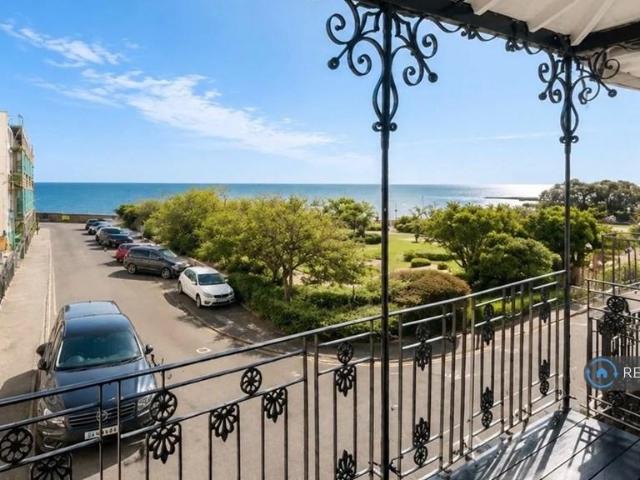 Albion Place, Ramsgate, CT11 2 bed flat to rent £1,050 pcm £242 pw