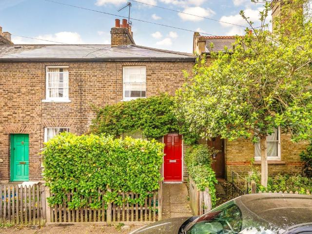 Albion Road, Twickenham TW2, 2 bed terraced house to rent, £2,600 pcm | PrimeLocation