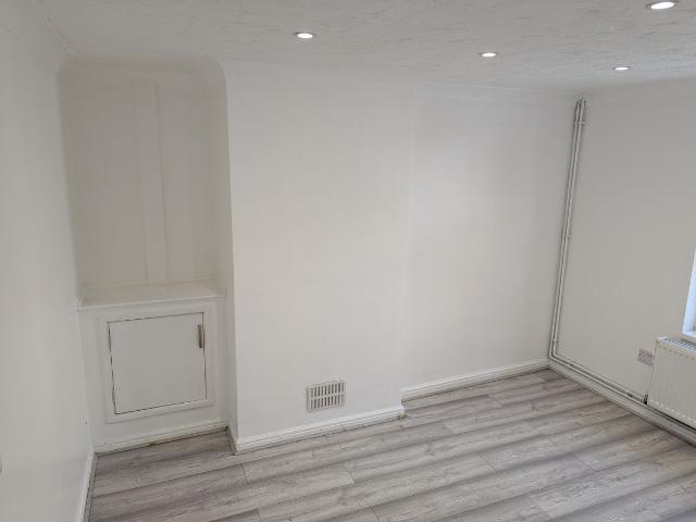 Albion Road, Great Yarmouth, Norfolk NR30, 2 bed terraced house to rent, £850 pcm | PrimeLocation