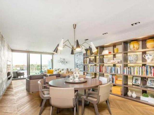 Albion Riverside, Hester Road, 2 Bedroom Apartment