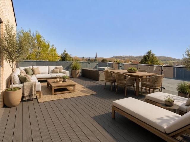Albion Way Horsham RH12 2 bed flat to rent £2,500 pcm £577 pw