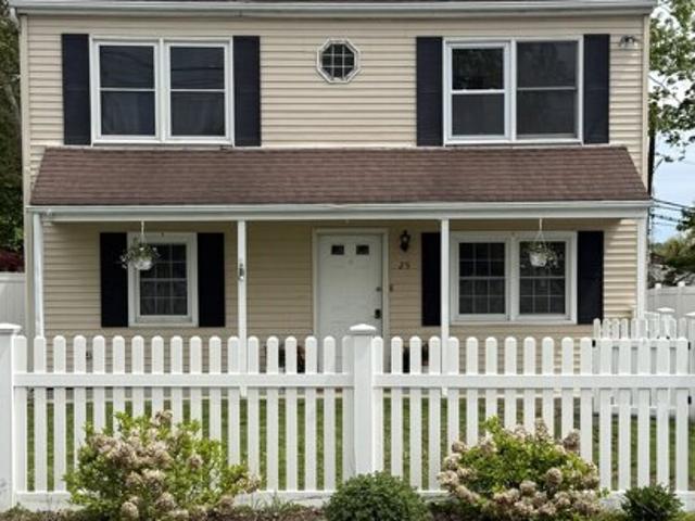Albin Rd, Stamford, Home For Sale