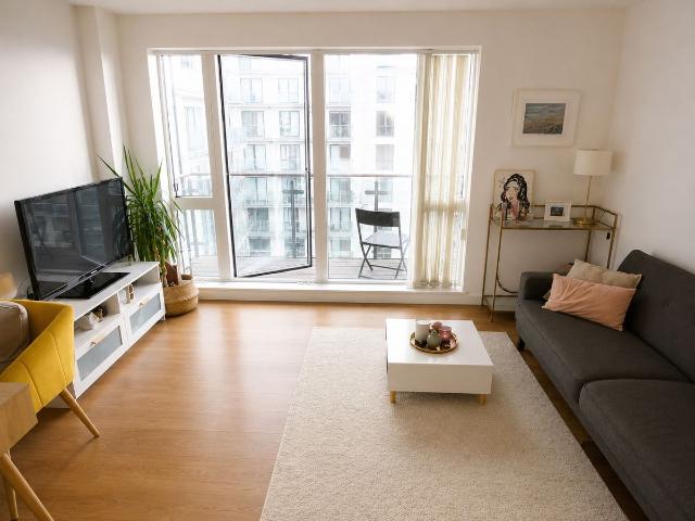 Alboran Apartment, Seven Sea Gardens, London E3, 1 bed flat to rent, £1,850 pcm | PrimeLocation