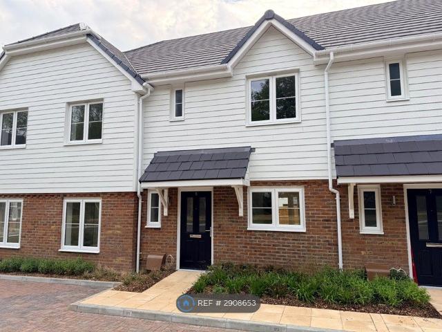 Albrighton Crescent, Tonbridge TN12, 3 bed terraced house to rent, £1,995 pcm | PrimeLocation